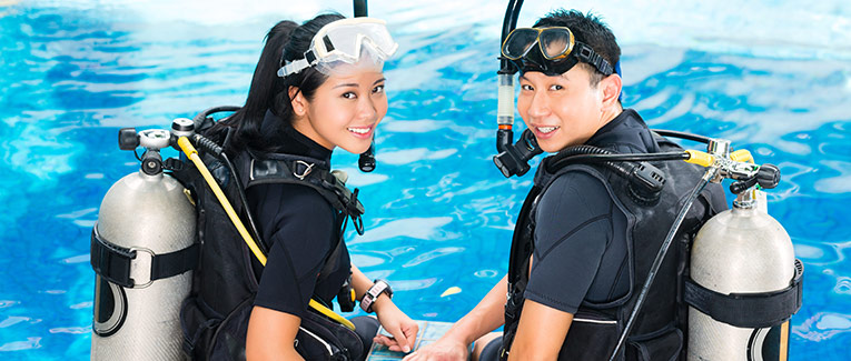 These Scuba Diving Prep and Packing Tips Are Worth a Sunken Treasure ...